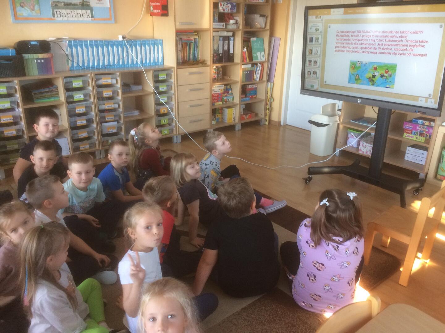 DZIEŃ GODNOŚCI - Przedszkole Miejskie Nr 2 Pod Topolą w Barlinku