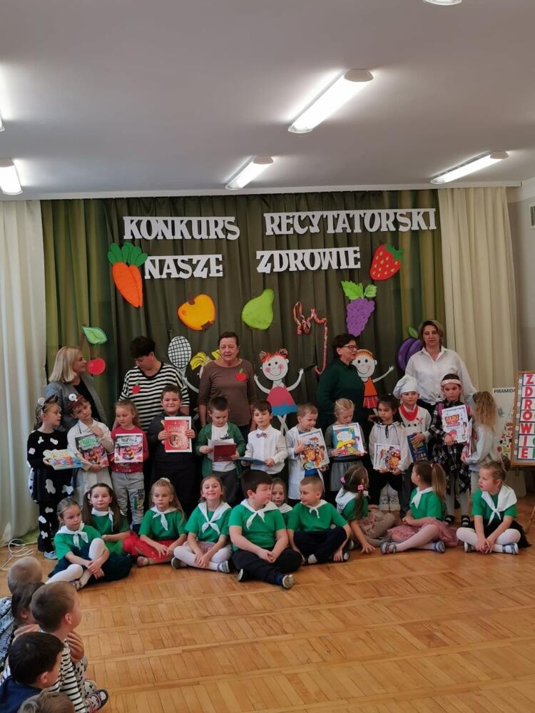 LISTOPAD W NASZEJ GRUPIE - Przedszkole Miejskie Nr 2 Pod Topolą w Barlinku